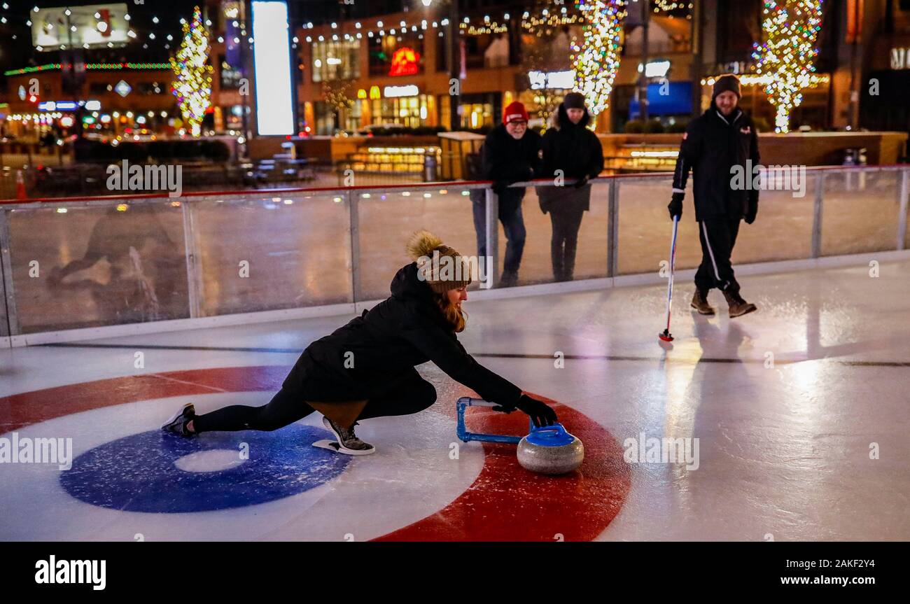 Curling stone bottom hi-res stock photography and images - Alamy