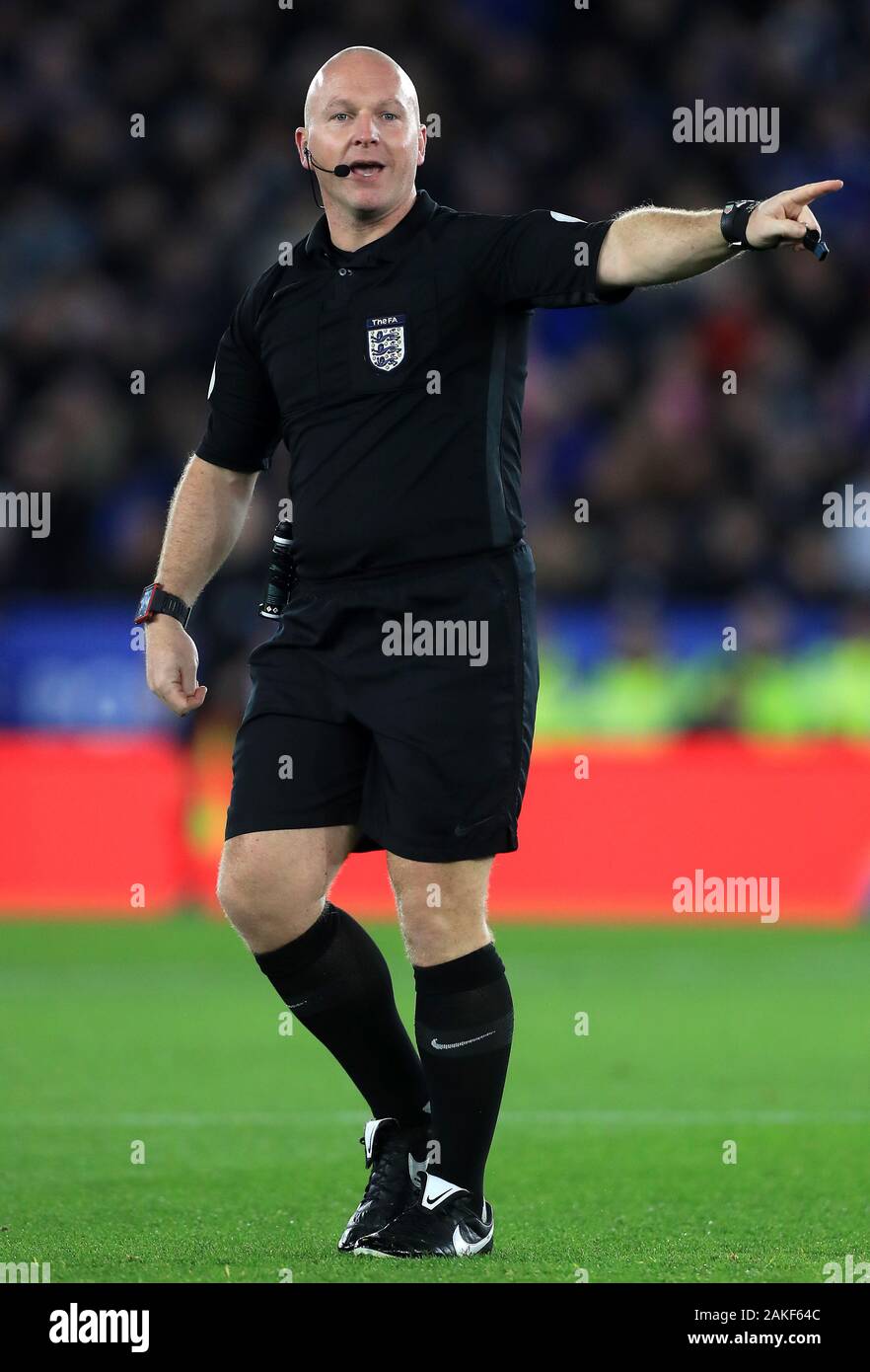 Referee Simon Hooper Stock Photo - Alamy