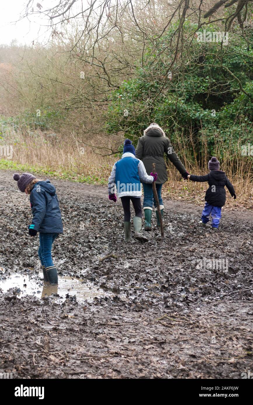 Walk Through Mud Stock Photos & Walk Through Mud Stock Images - Alamy