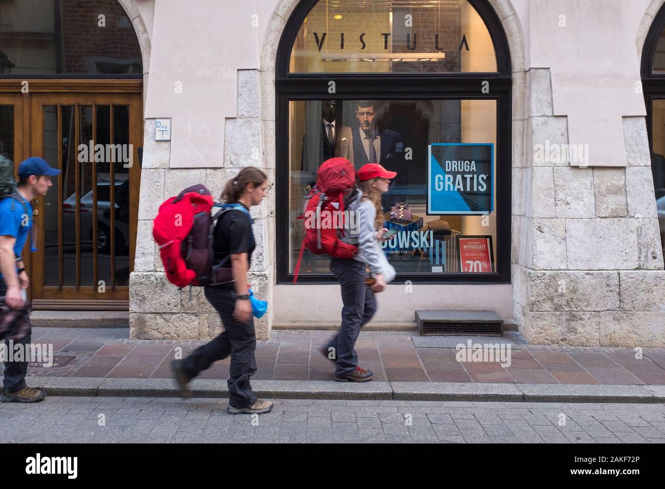 Backpackers place hi-res stock photography and images - Alamy