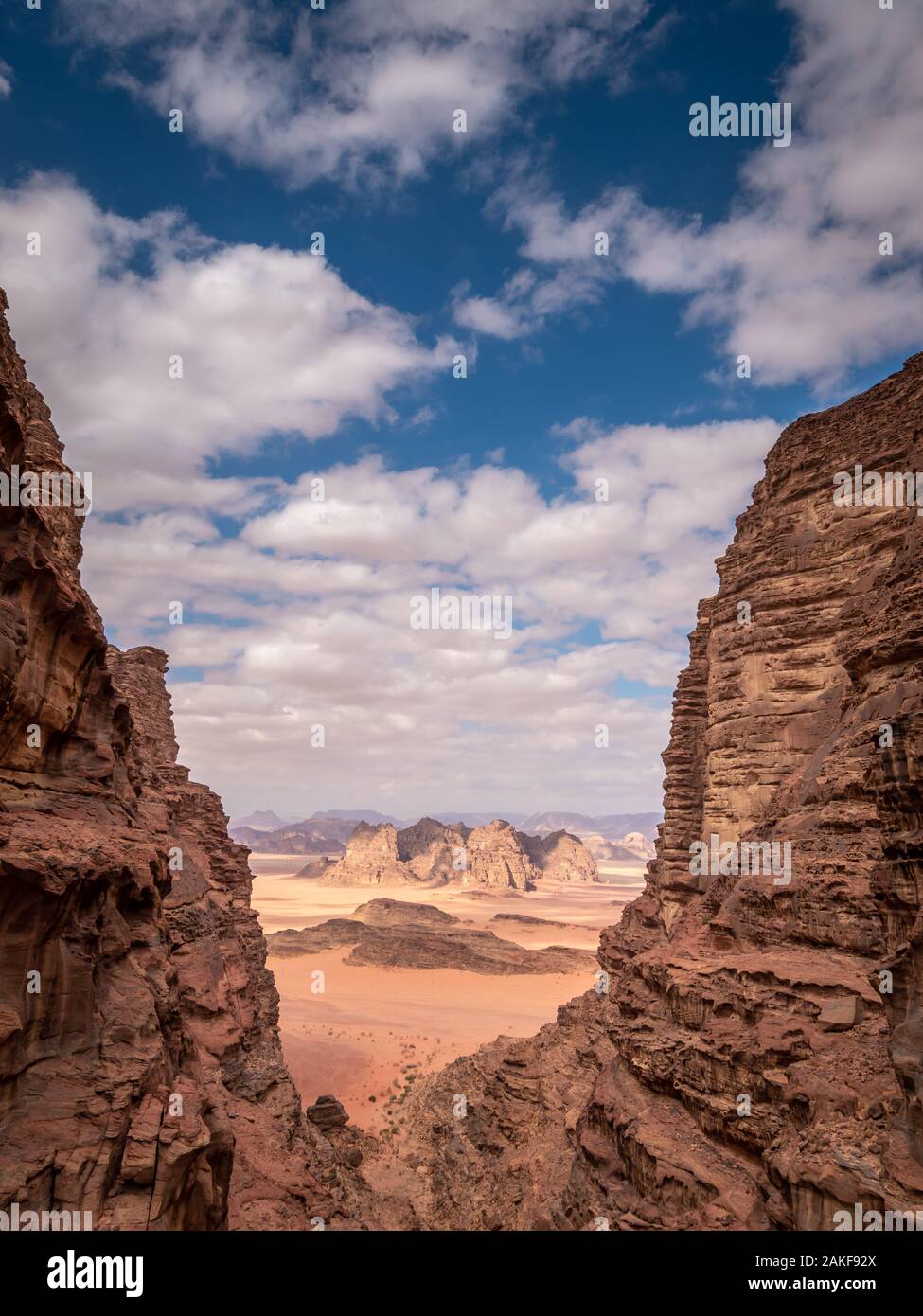 Jordan desert clouds sky dry hi-res stock photography and images - Alamy