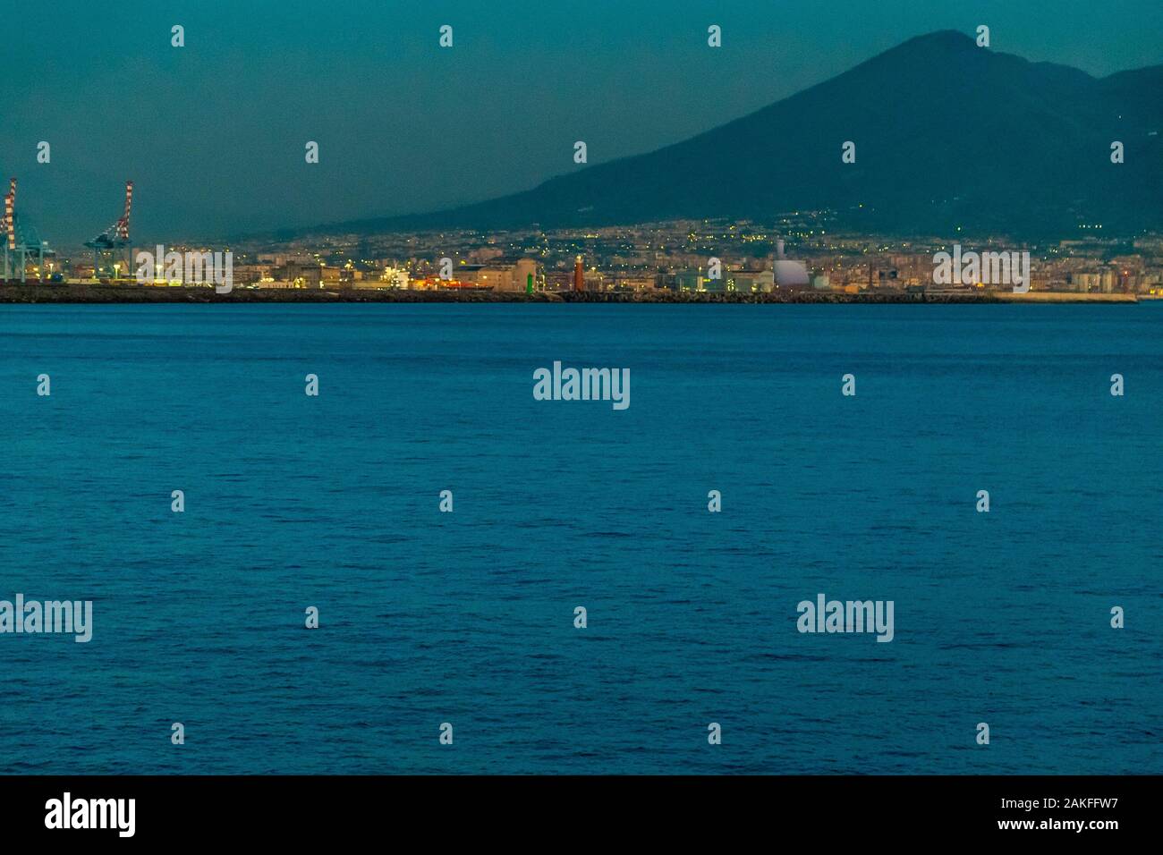 view of the Vesuve Volcan on the Gulf of Naples Stock Photo - Alamy