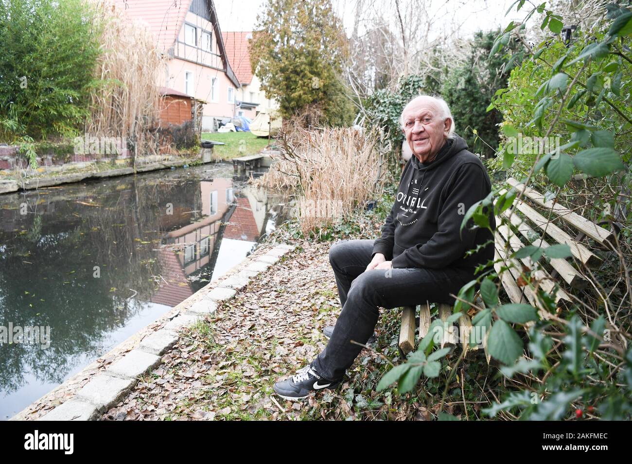 Berlin, Germany. 30th Dec, 2019. Peter Meyer, keyboarder of the Puhdys ...
