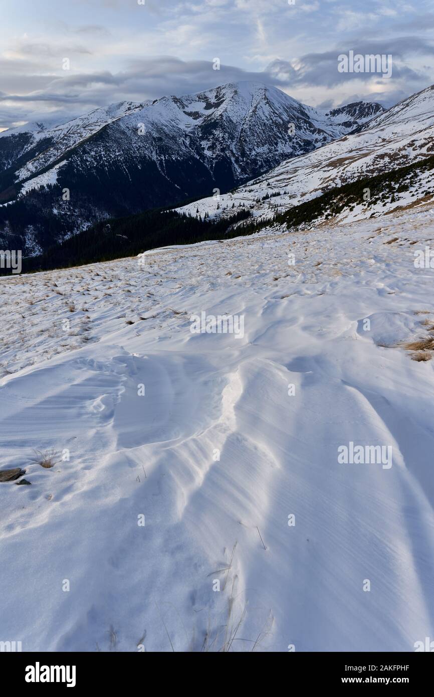 Mountain range in the early spring with snow Stock Photo - Alamy