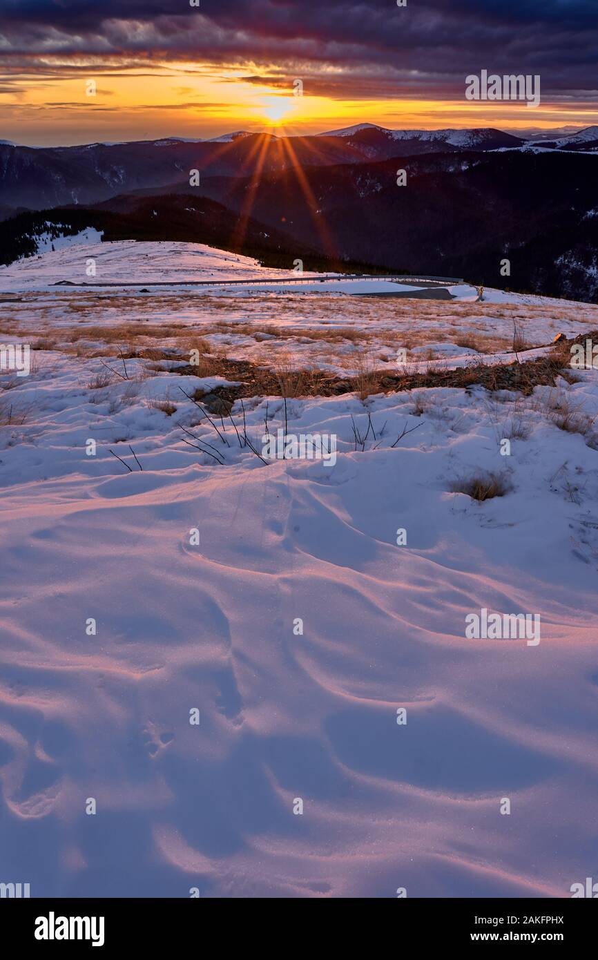 Mountain range in the early spring with snow Stock Photo - Alamy