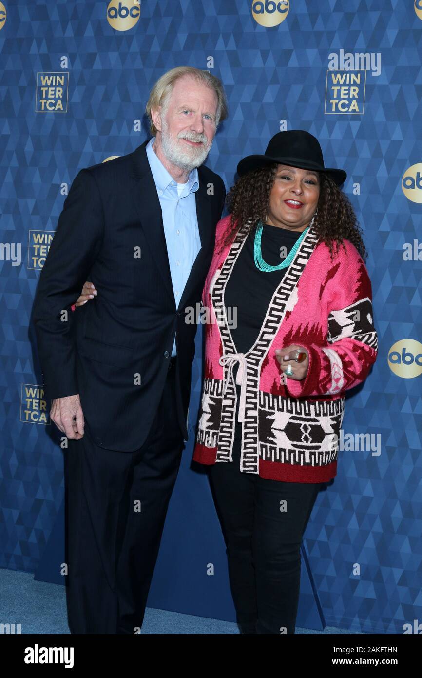 January 8, 2020, Pasadena, CA, USA: LOS ANGELES - JAN 8: Ed Begley Jr ...