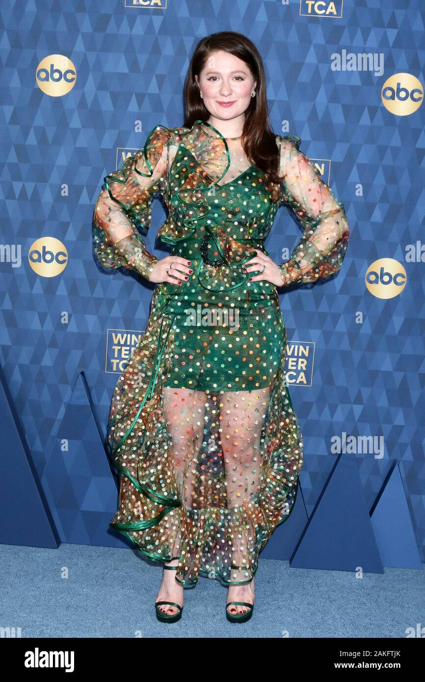 Emma kenney hi-res stock photography and images - Alamy