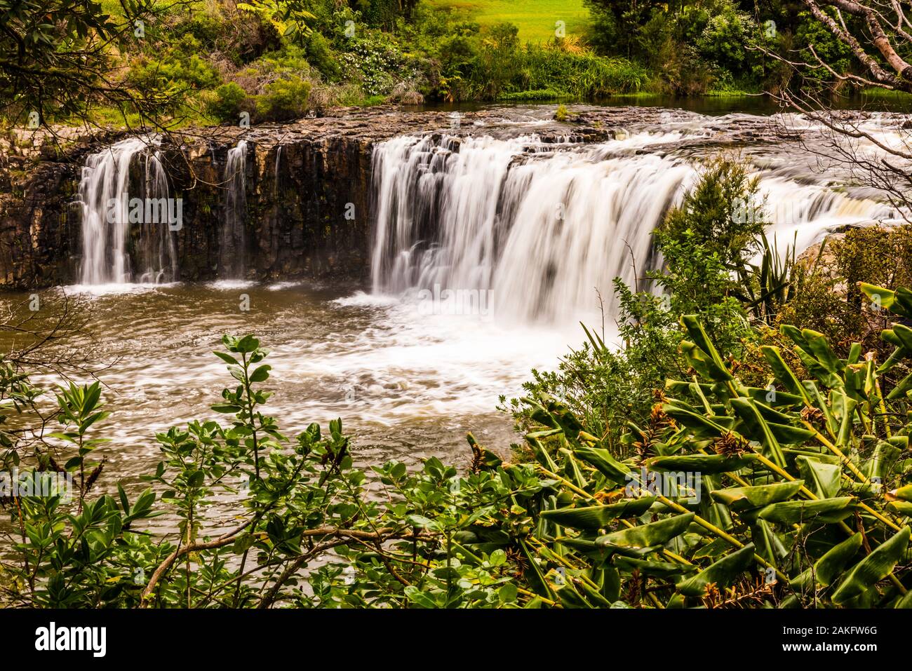 Long exposure at Haruru Falls, Northland, North Island, New Zealand Stock Photo - Alamy