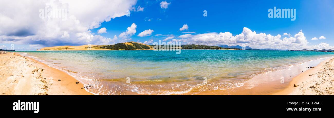 Opononi hi-res stock photography and images - Alamy