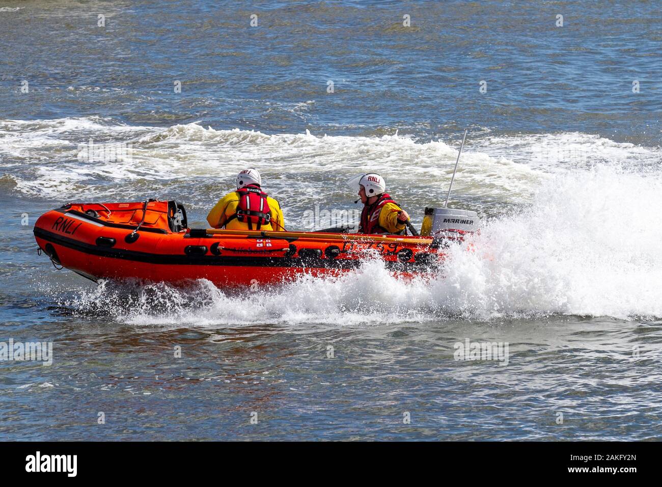 D 759 Rib boat RNLI, lifeboat, rnli, sea, action, danger, fast, helmet ...