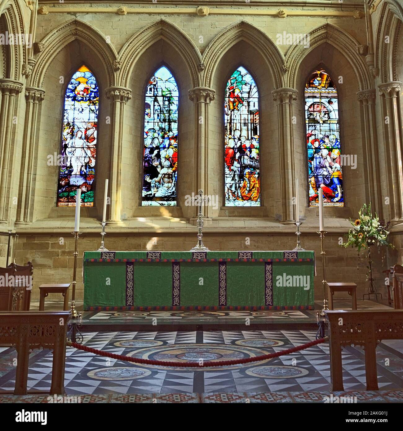 Stained Glass Window behind the Alter in Southwell Minster ...