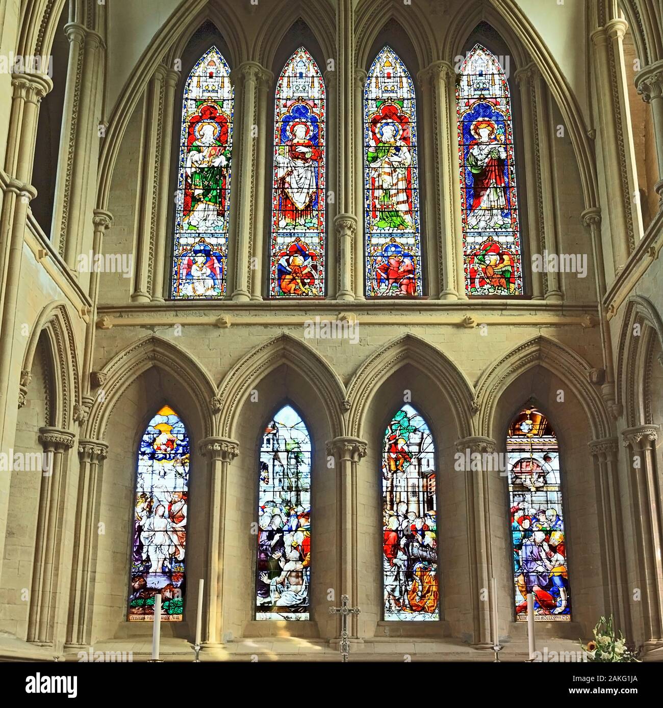 Stained Glass Window behind the Alter in Southwell Minster ...