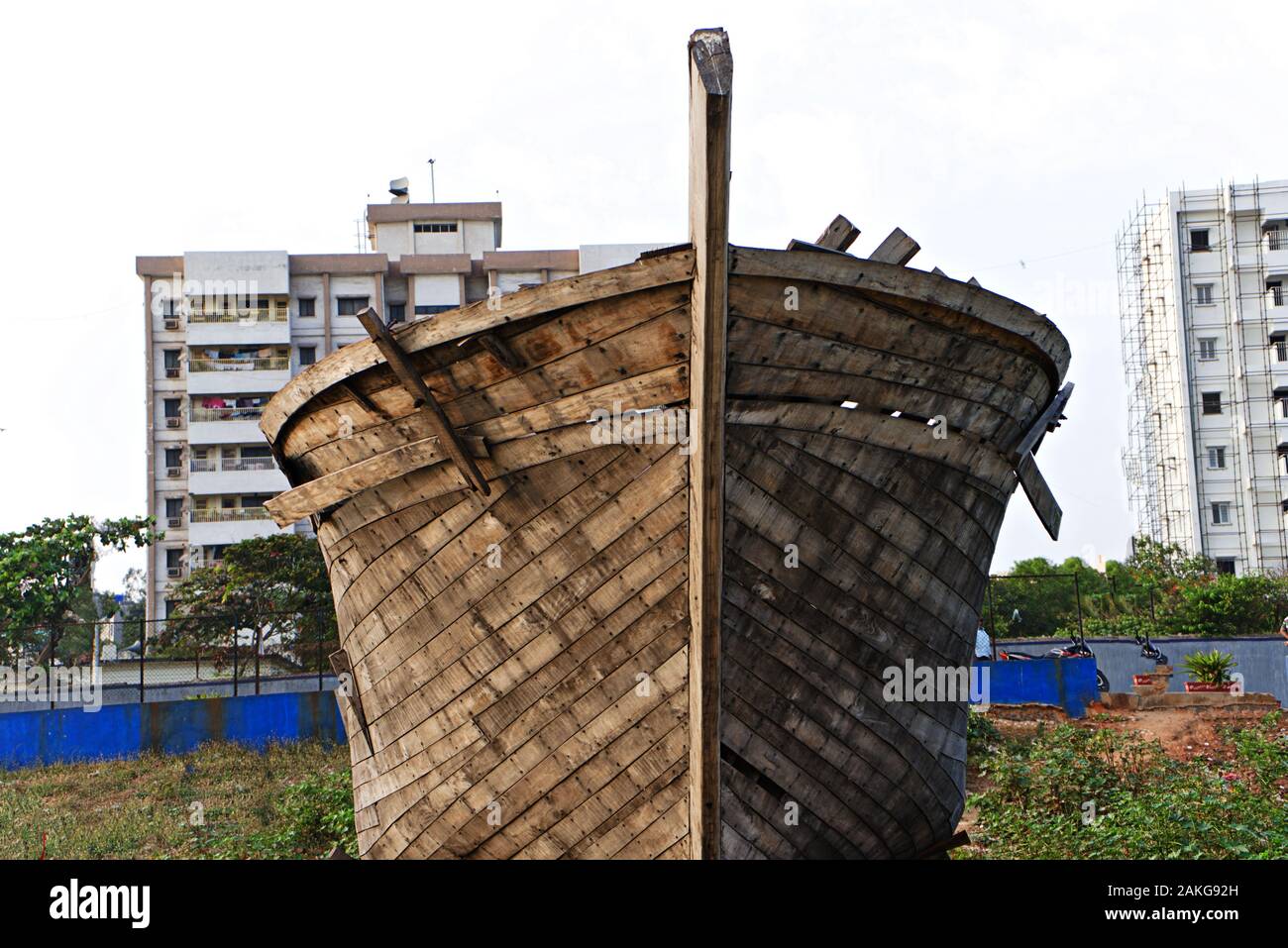 Traditional made wooden boat hi-res stock photography and images - Alamy