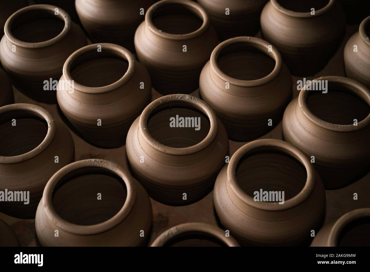 Traditional Firing Clay Pots High Resolution Stock Photography and ...