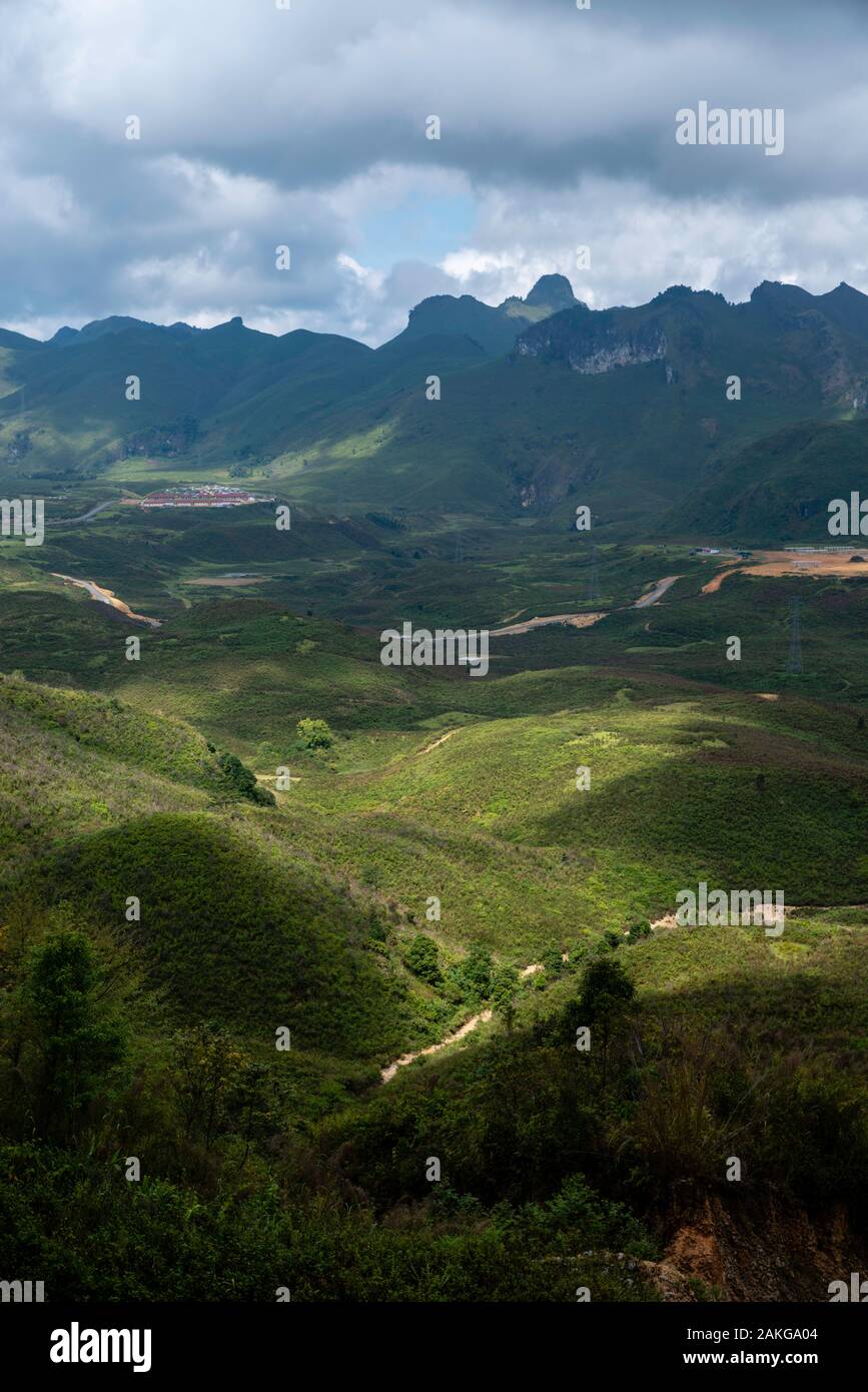 The mountains of central Laos, along National Highway 13 Stock Photo ...