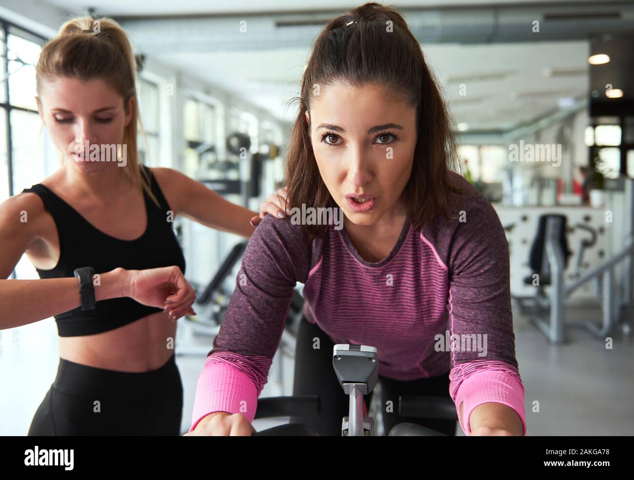 Overweight exercise trainer hi-res stock photography and images - Alamy