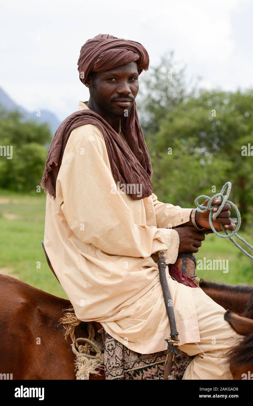 Chadian village hi-res stock photography and images - Alamy