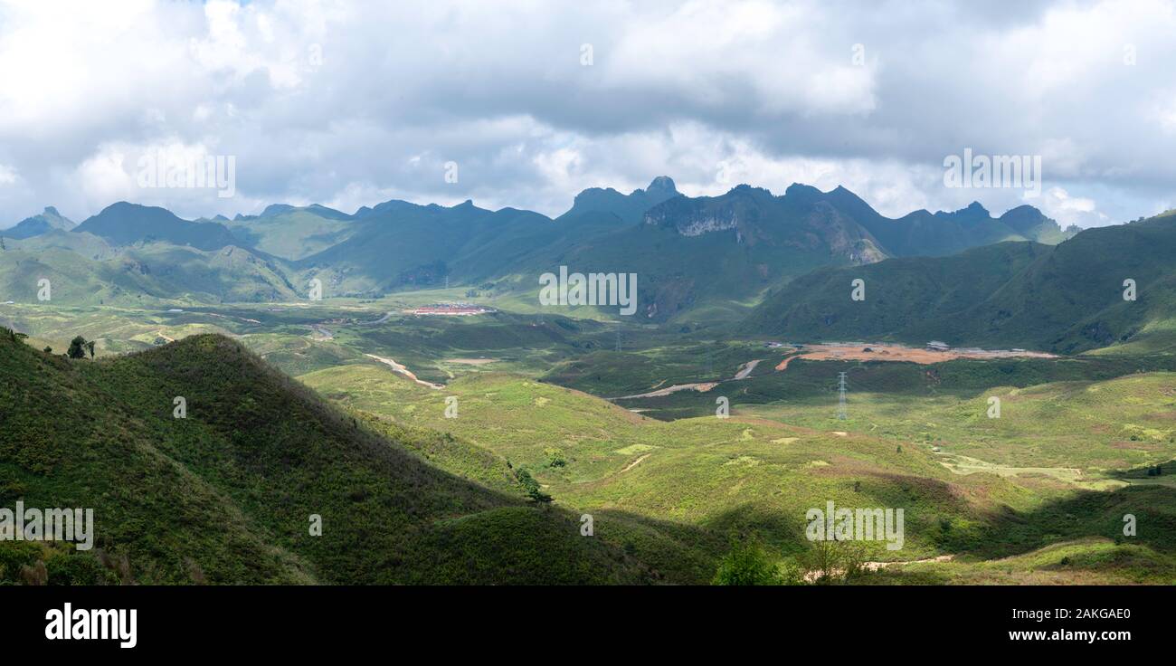 The mountains of central Laos, along National Highway 13 Stock Photo ...