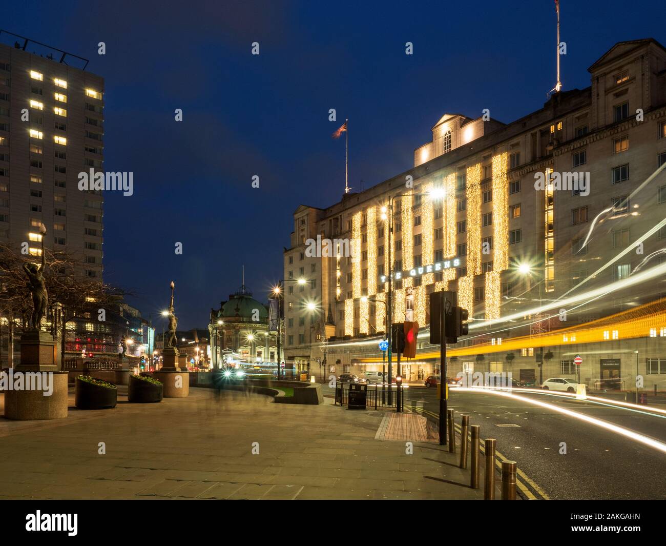 Traffic in leeds city centre hi-res stock photography and images - Alamy