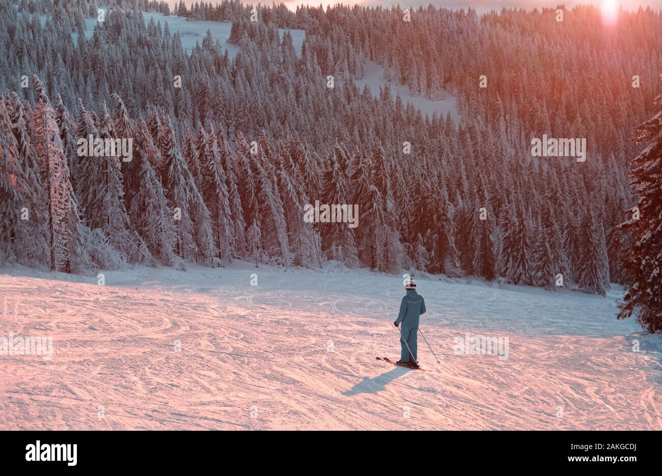 Man snow mountain hi-res stock photography and images - Alamy