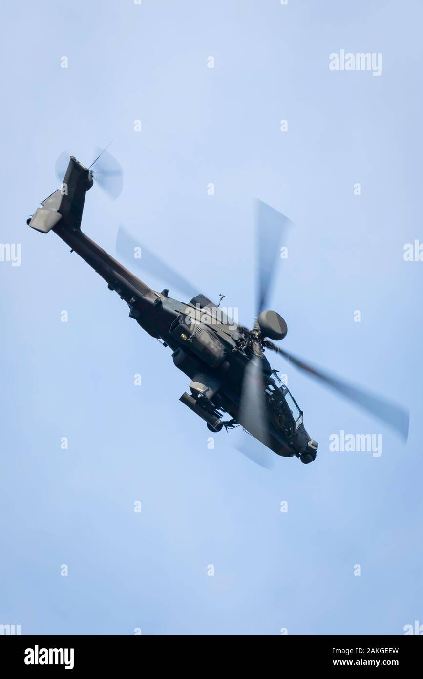 Boeing ah 64d apache longbow hi-res stock photography and images - Alamy
