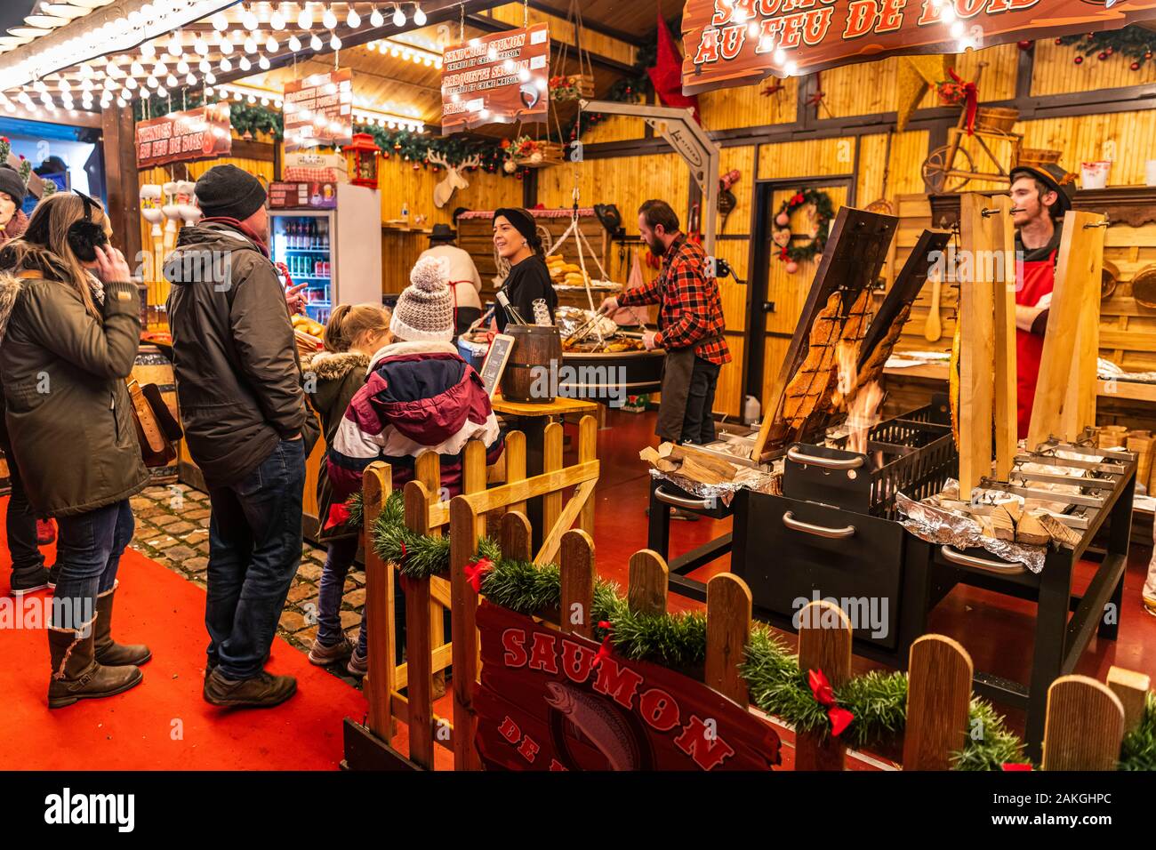 France, Pas-de-Calais (62), Arras, the Christmas market on the Grand ...
