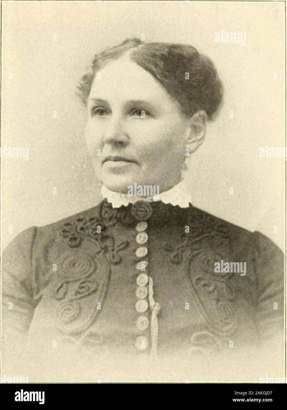 An illustrated history of Skagit and Snohomish Counties; their people ...