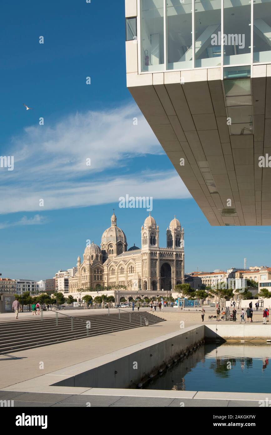 Floor void hi-res stock photography and images - Alamy