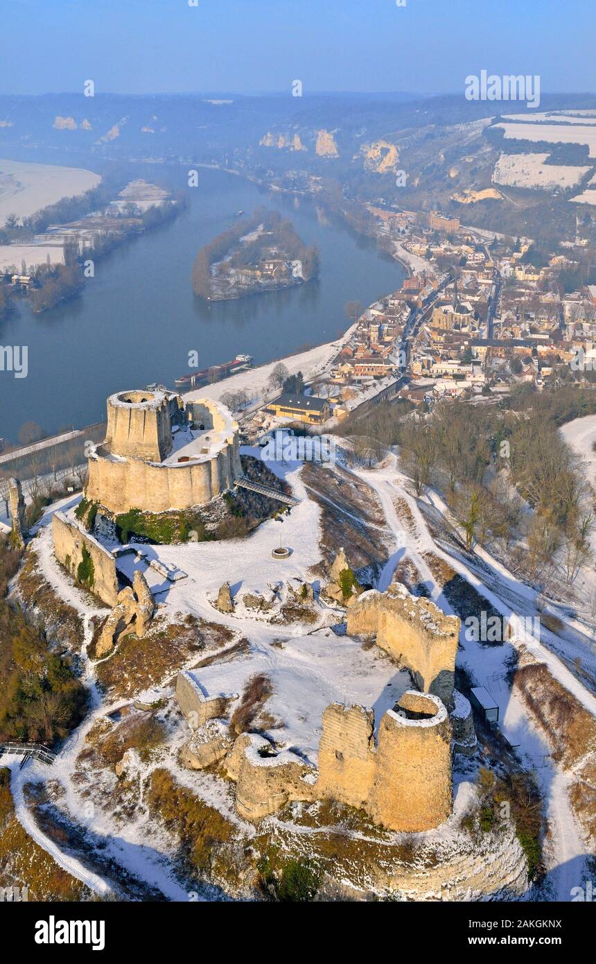 France, Eure, Les Andelys, the ruins of château Gaillard castle and the Seine river (aerial view ...