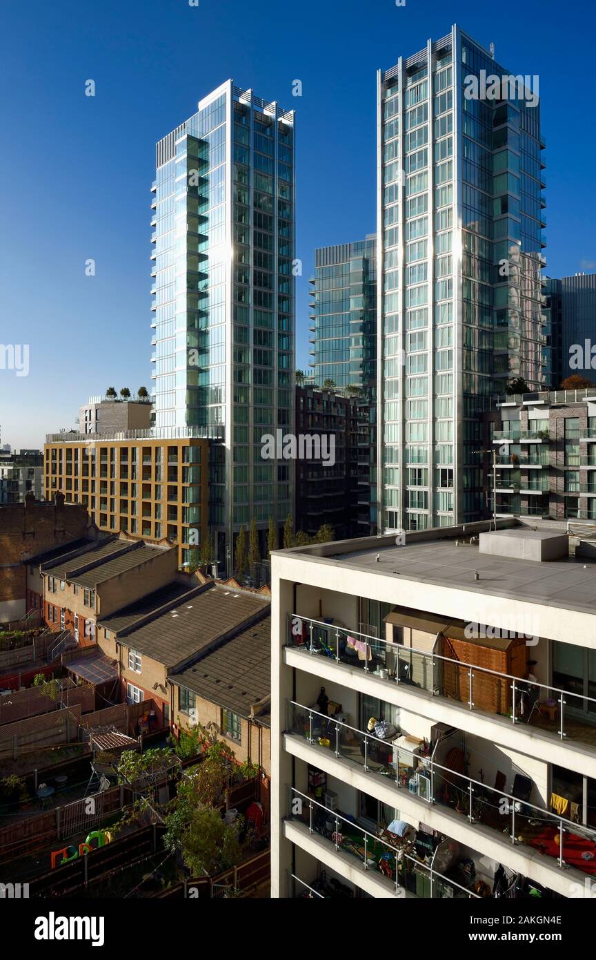 Whitechapel building aldgate hi-res stock photography and images - Alamy