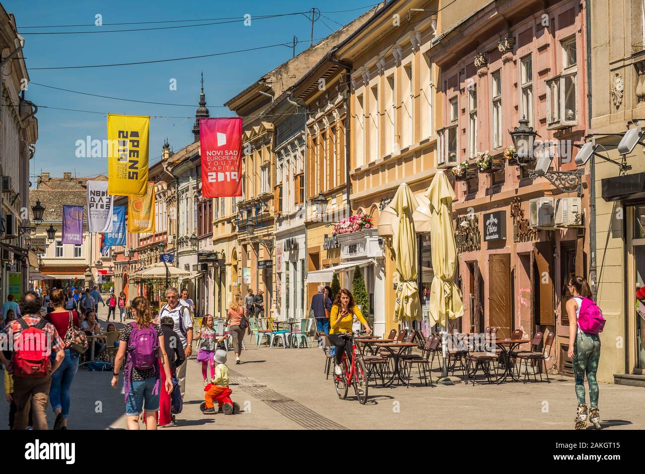Serbia, Bačka, Novi Sad, Dunavska shopping street Stock Photo - Alamy