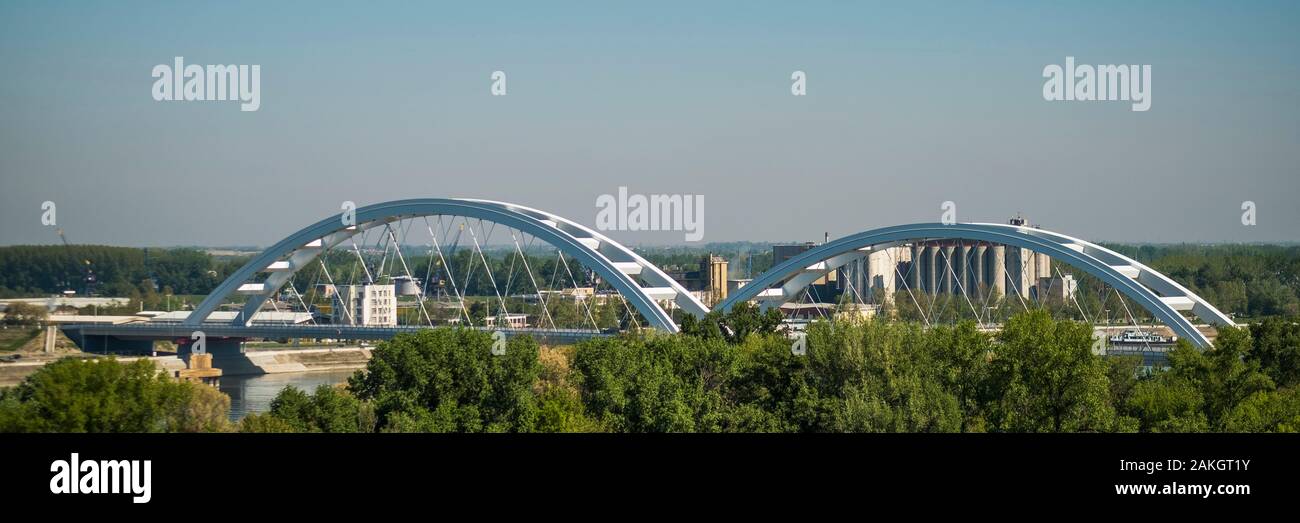 Novi sad bridge hi-res stock photography and images - Alamy