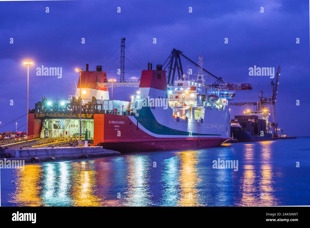 Dawn island hi-res stock photography and images - Alamy