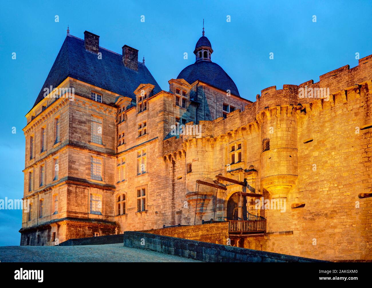 France, Dordogne, Perigord Noir, Hautefort, castle Stock Photo - Alamy