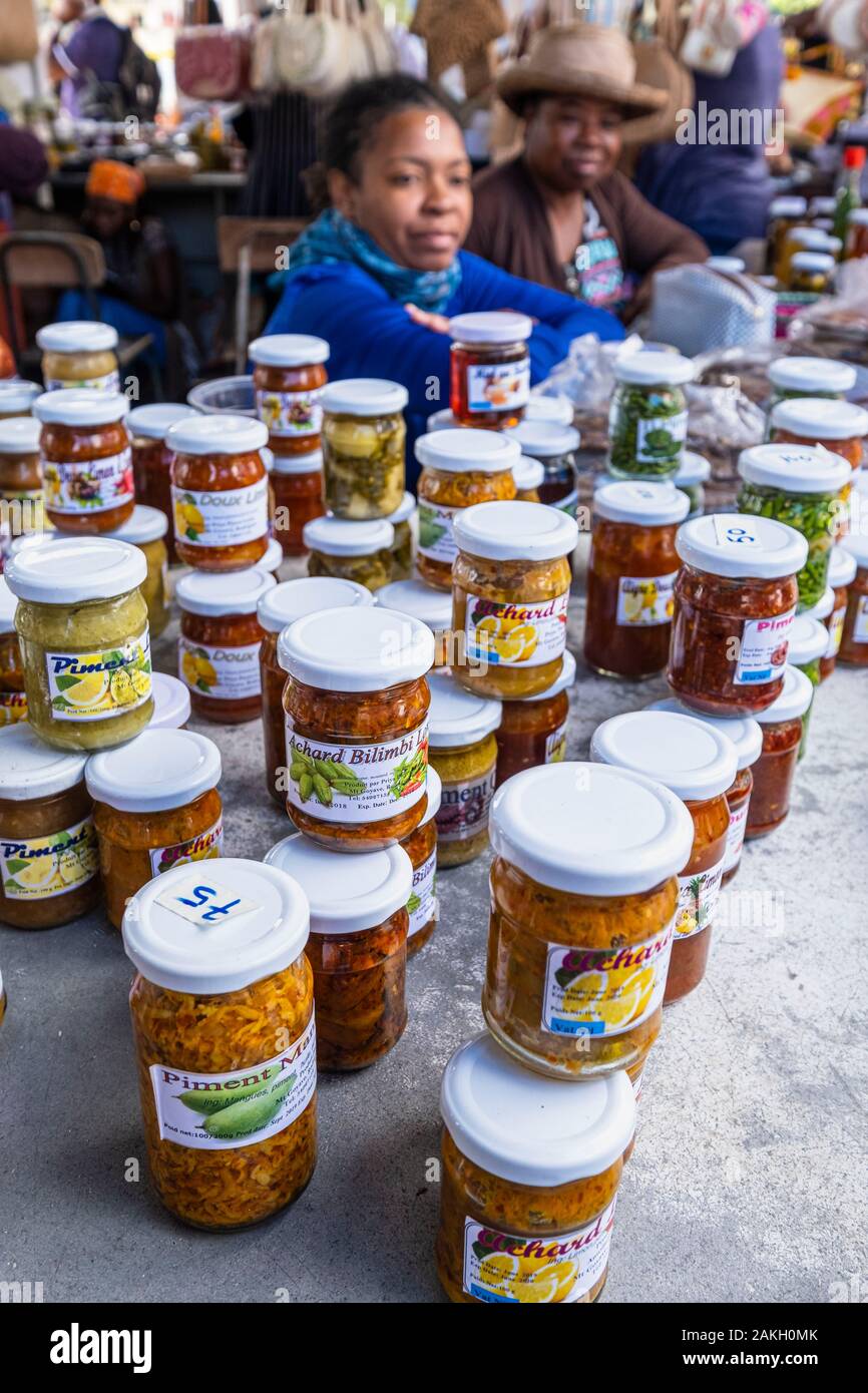 Mauritius food stall hi-res stock photography and images - Alamy