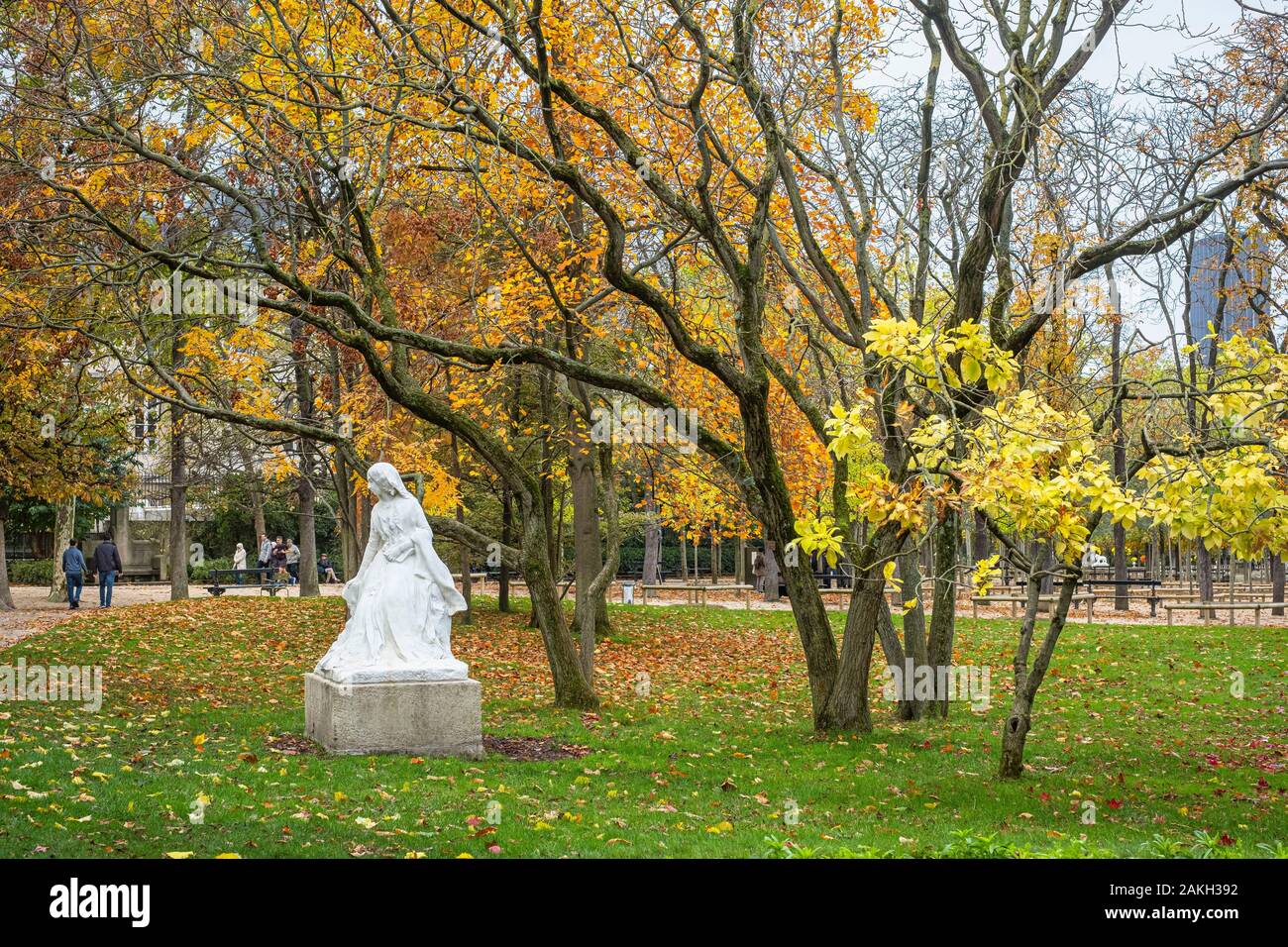 France, Paris, Odeon district, Luxembourg garden in the fall, statue of ...