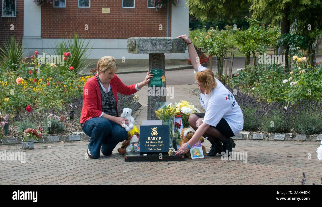 Baby peter connelly hi-res stock photography and images - Alamy