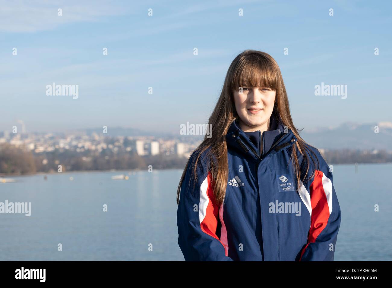 Ioc olympic flag hi-res stock photography and images - Alamy