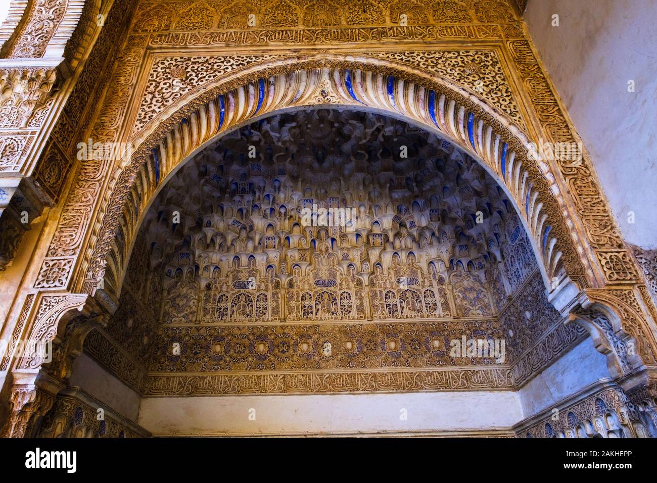 Moorish design and architecture in the Nasrid palaces at the Alhambra ...