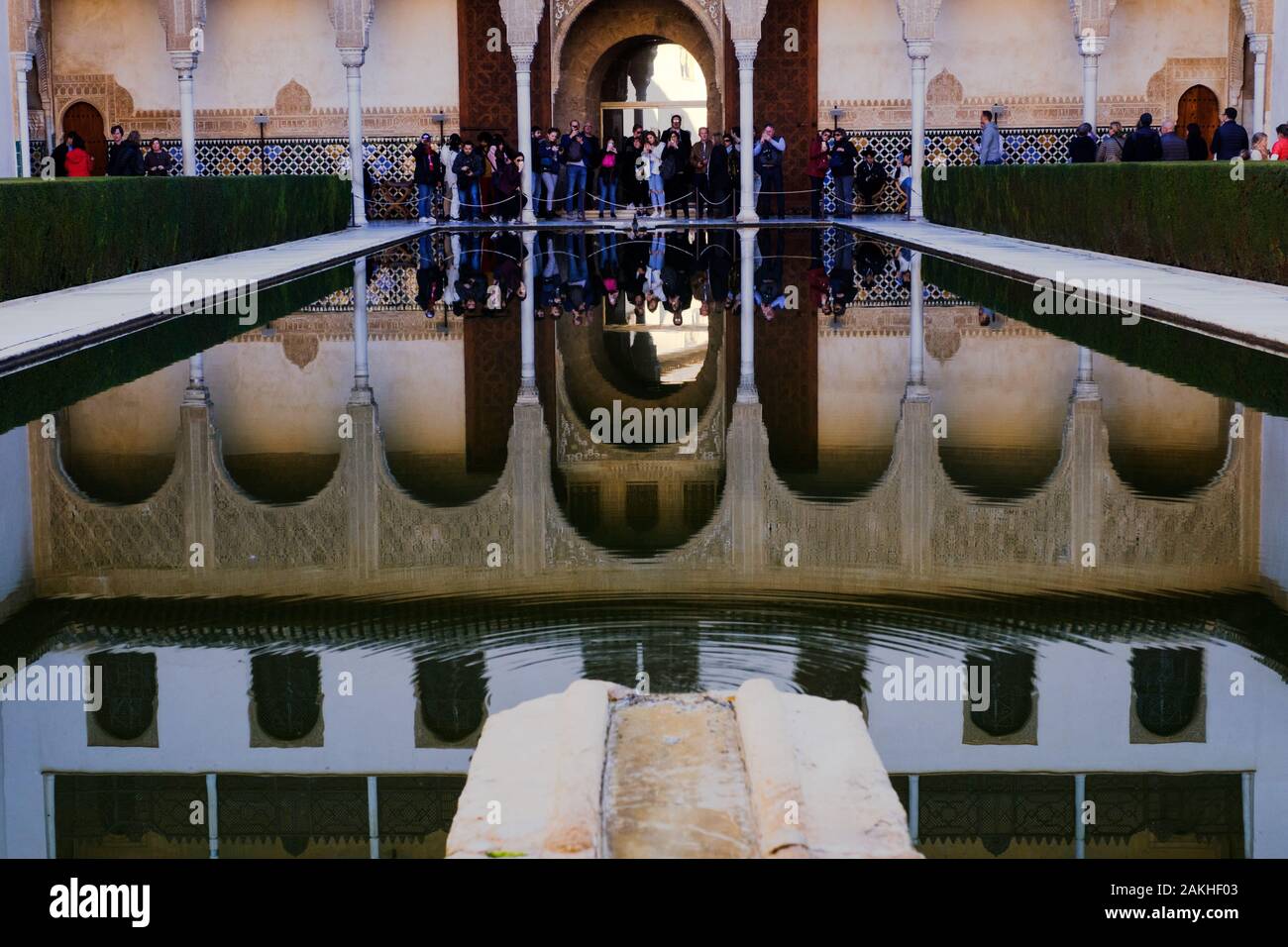 Moorish design and architecture in the Nasrid palaces at the Alhambra ...
