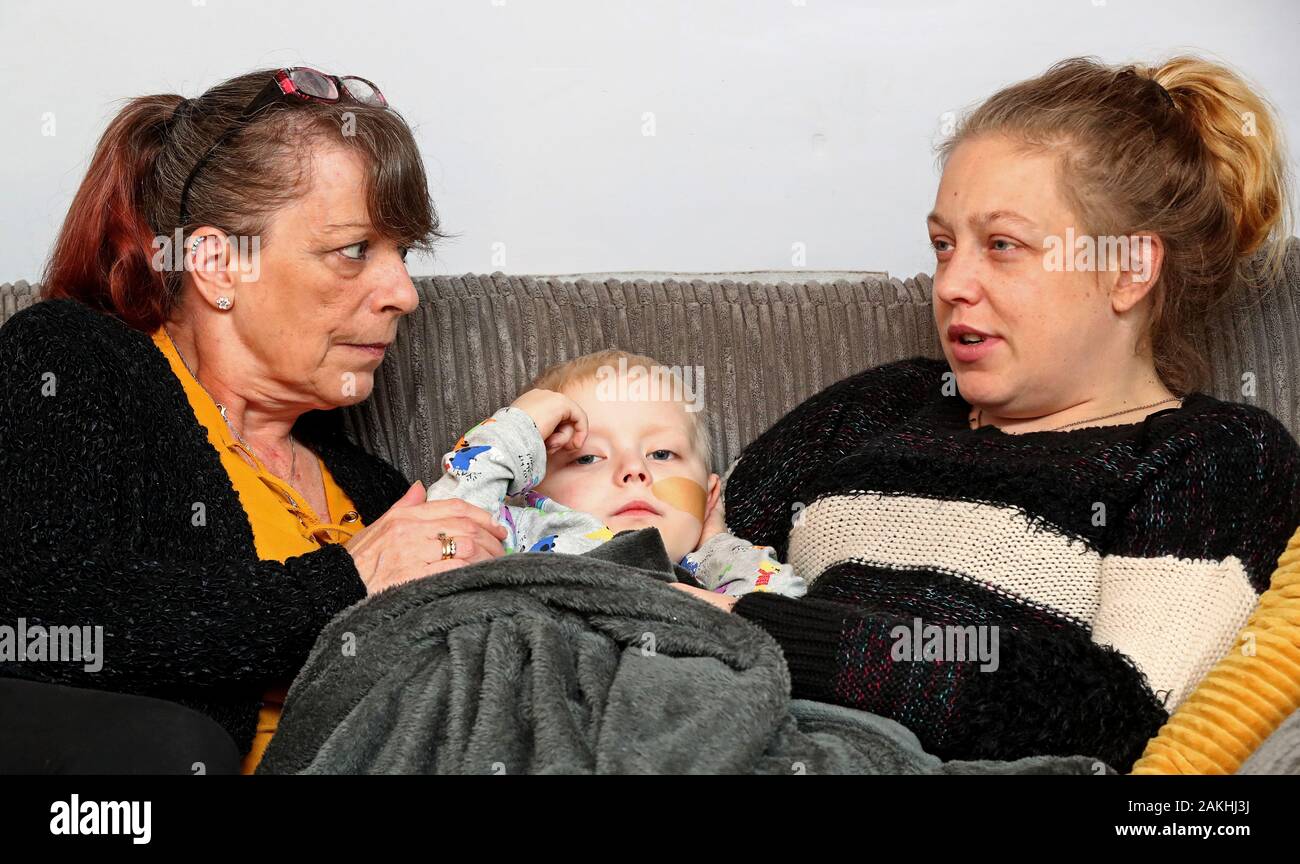 Jenna harding holds hi-res stock photography and images - Alamy