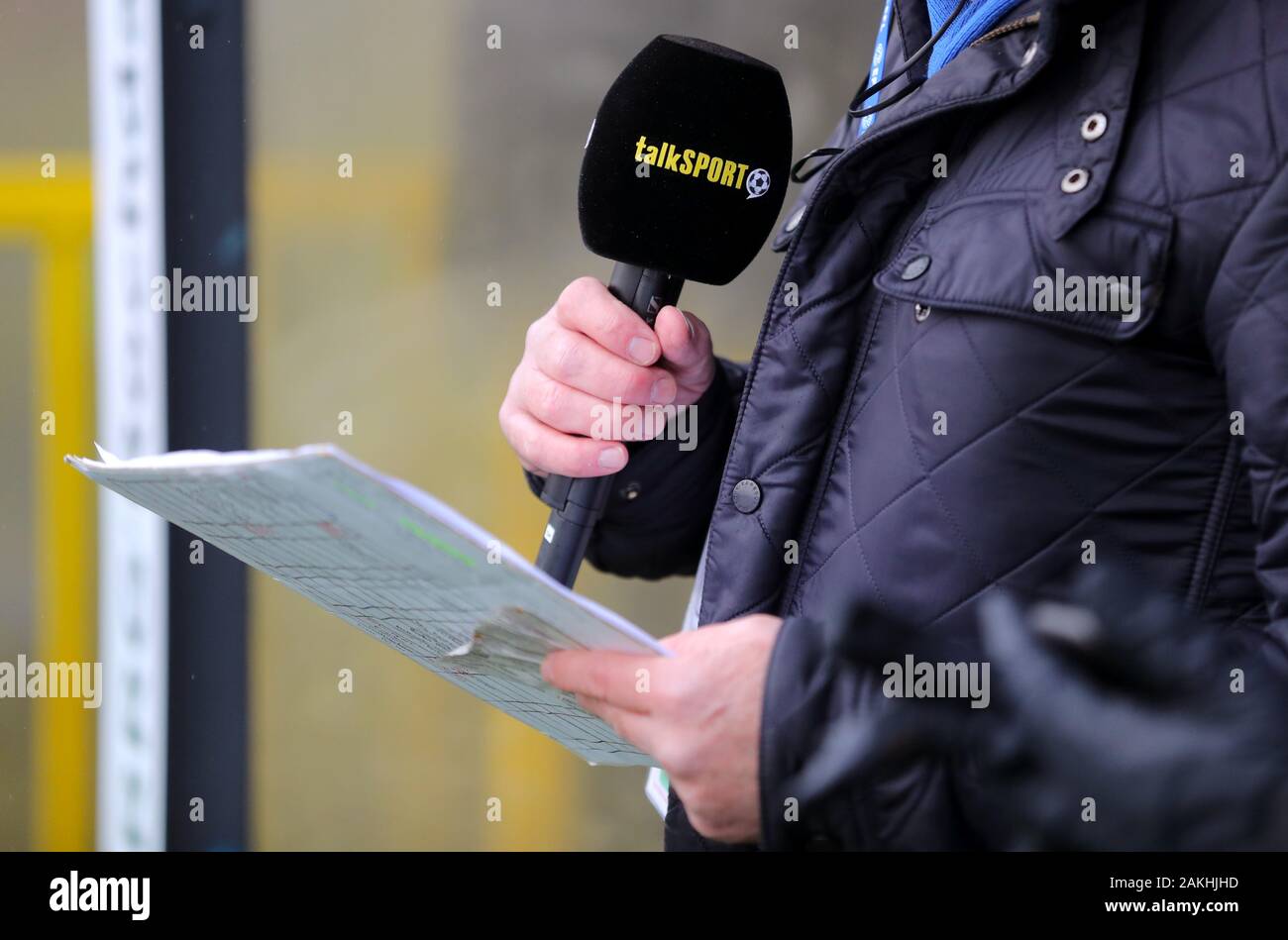 Talksport microphone hi-res stock photography and images - Alamy
