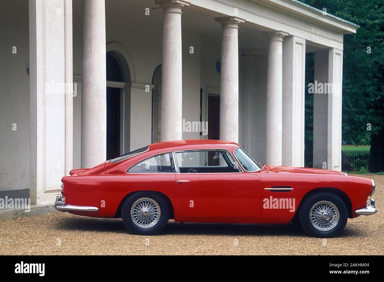 1963 aston martin db4 series 5 hi-res stock photography and images - Alamy