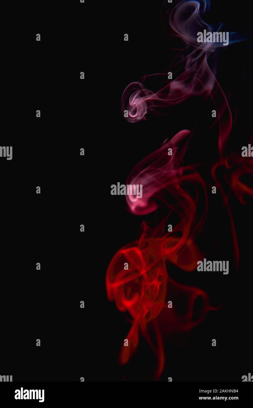 Streaks of dark cloud hi-res stock photography and images - Alamy