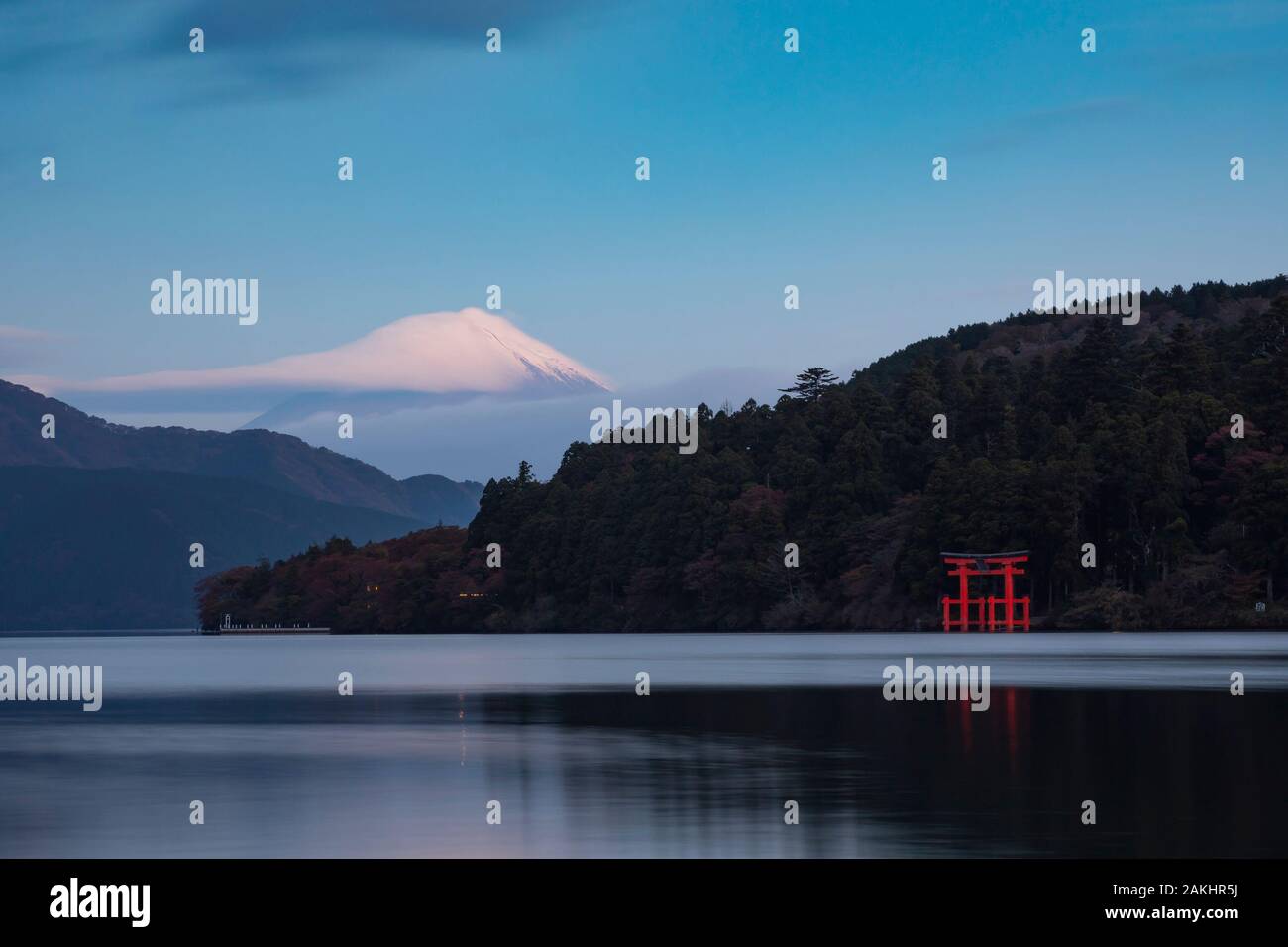 Torii gate in snow hi-res stock photography and images - Alamy