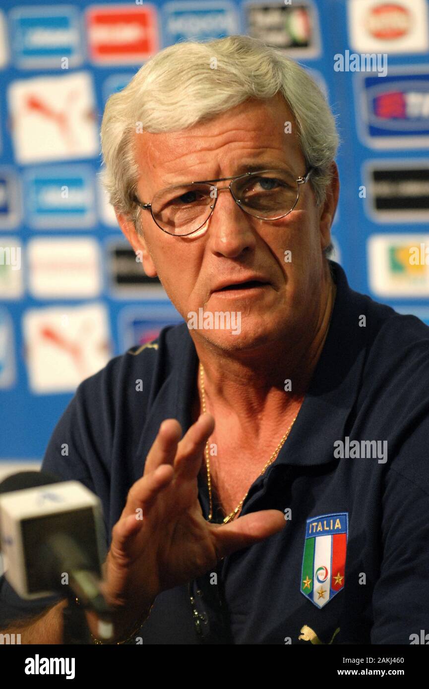 Marcello lippi 2006 hi-res stock photography and images - Alamy