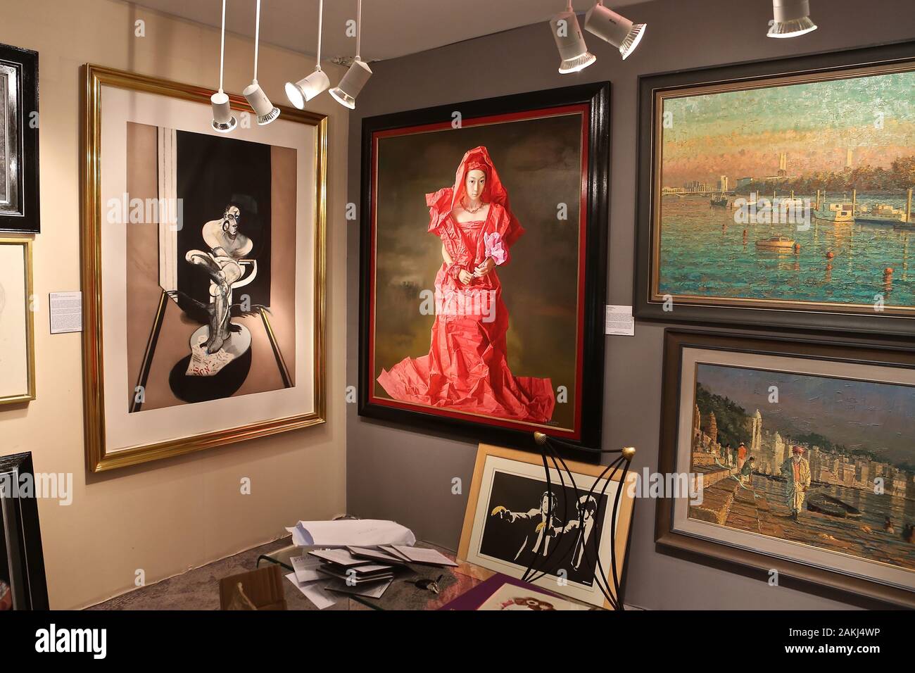 Richard price antiques roadshow hi-res stock photography and images - Alamy