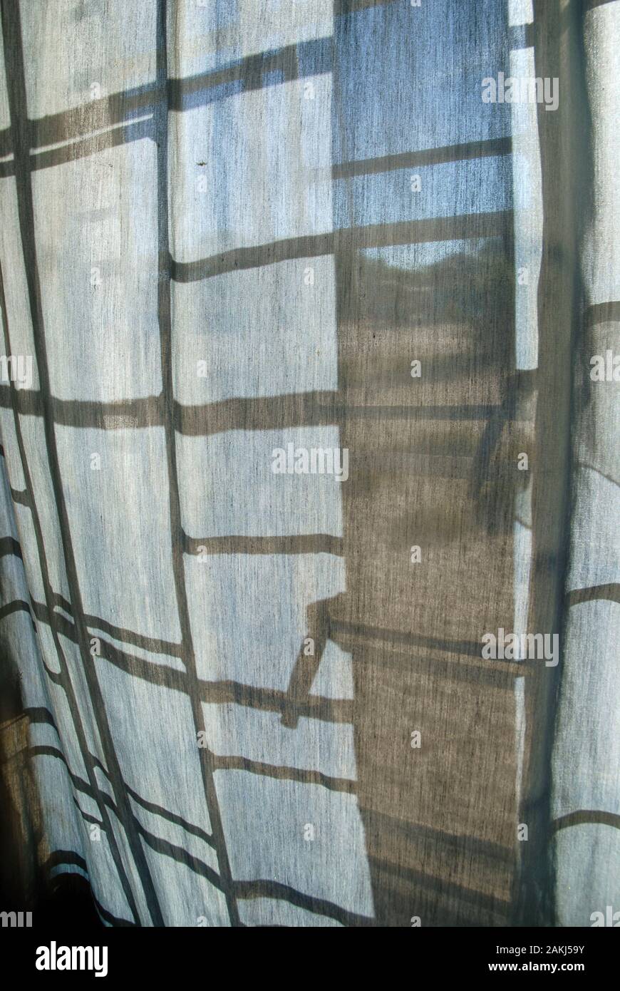 Back lit curtains hi-res stock photography and images - Alamy