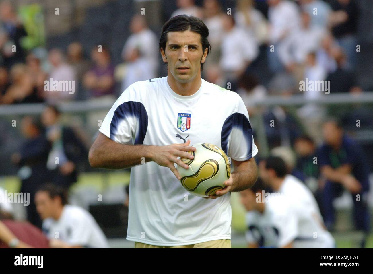 Gianluigi buffon italy hi-res stock photography and images - Alamy