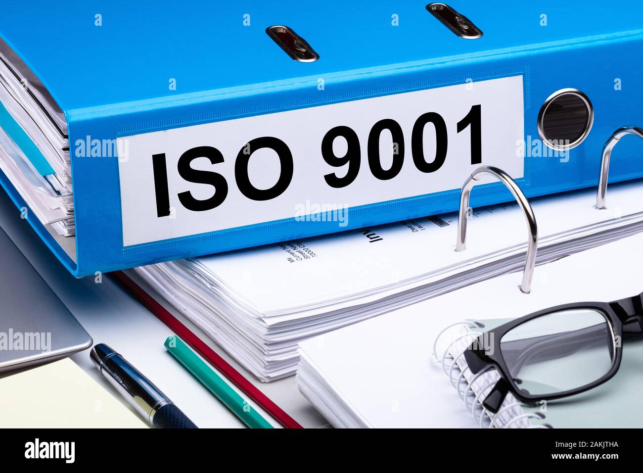 Iso certificate hi-res stock photography and images - Alamy